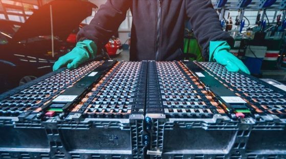 Battery Supply Insufficient to Meet Auto Demand [Report]