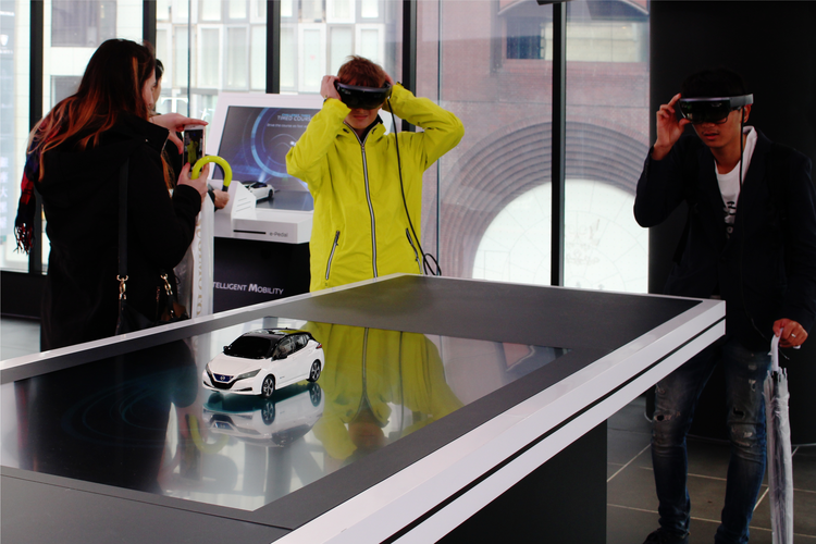 Virtual Car Showrooms Allow Customers to Explore, Purchase Vehicles ...