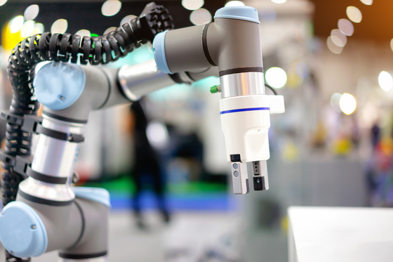 8 Examples of Cobots in Everyday Life