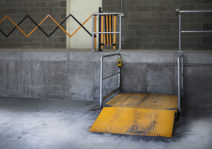 Understanding Pneumatic and Hydraulic Lifts